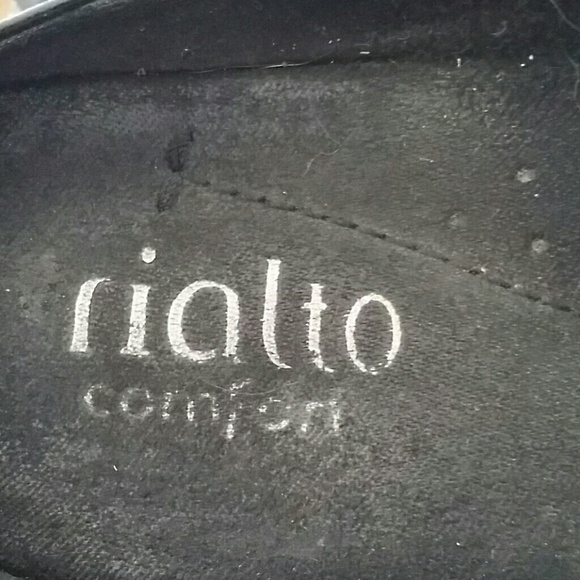 Rialto | Shoes | Size 52 Navy Leather Mule Shoe W2 Heel Rialto | Poshmark
